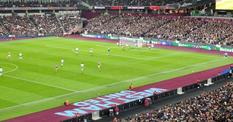 redcliffe-youth-product-marley-davis-embarks-on-uk-football-tour-of-a ...